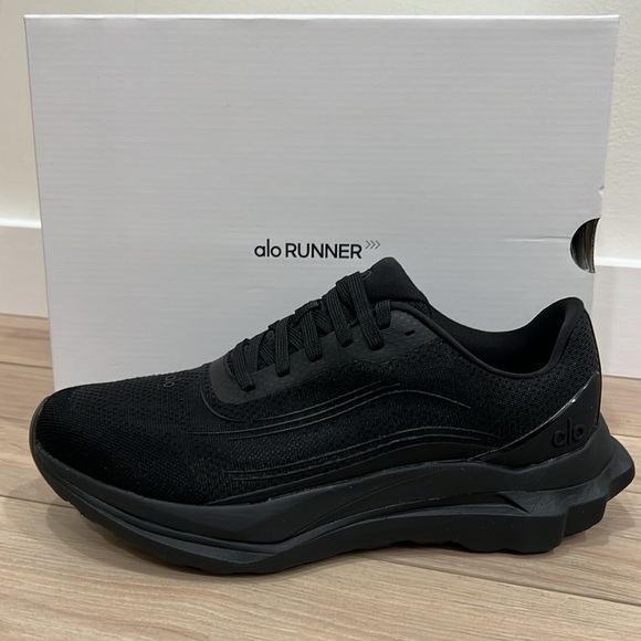 ALO Yoga | Shoes | Alo Runner Black | Poshmark